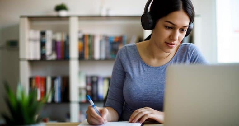 Pixel Advertising: What Is A Pixel In Marketing, Ads, & Retargeting | Viant